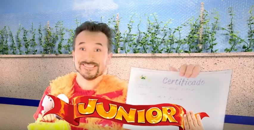 Junior P. Luche - Wiki La Familia P.Luche